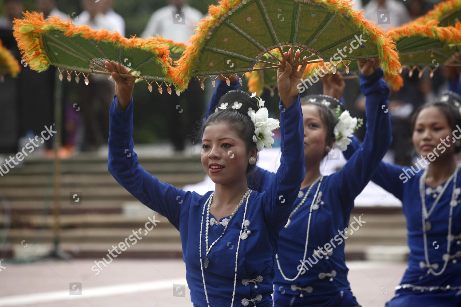 Bangladeshi Marma Indigenous Girls Perform Traditional Editorial Stock ...