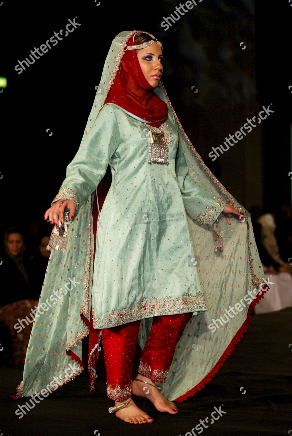 Model Takes Catwalk Presenting Creation Omani Editorial Stock Photo ...