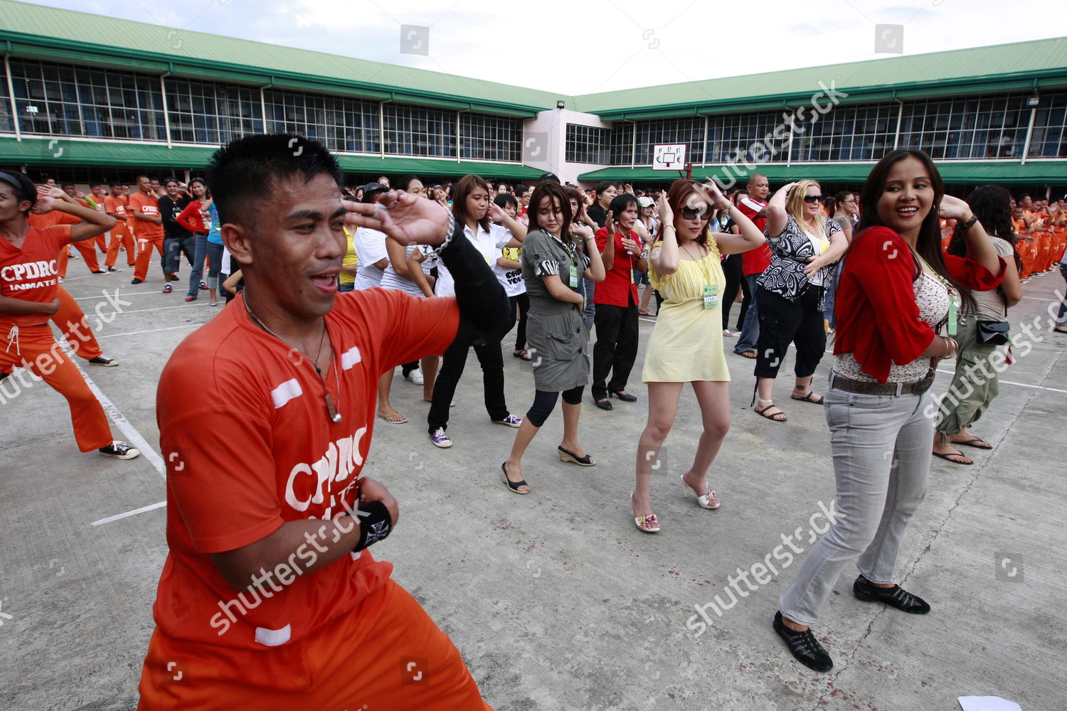 Tourists Dance Filipino Inmates Performing Front Editorial Stock Photo ...