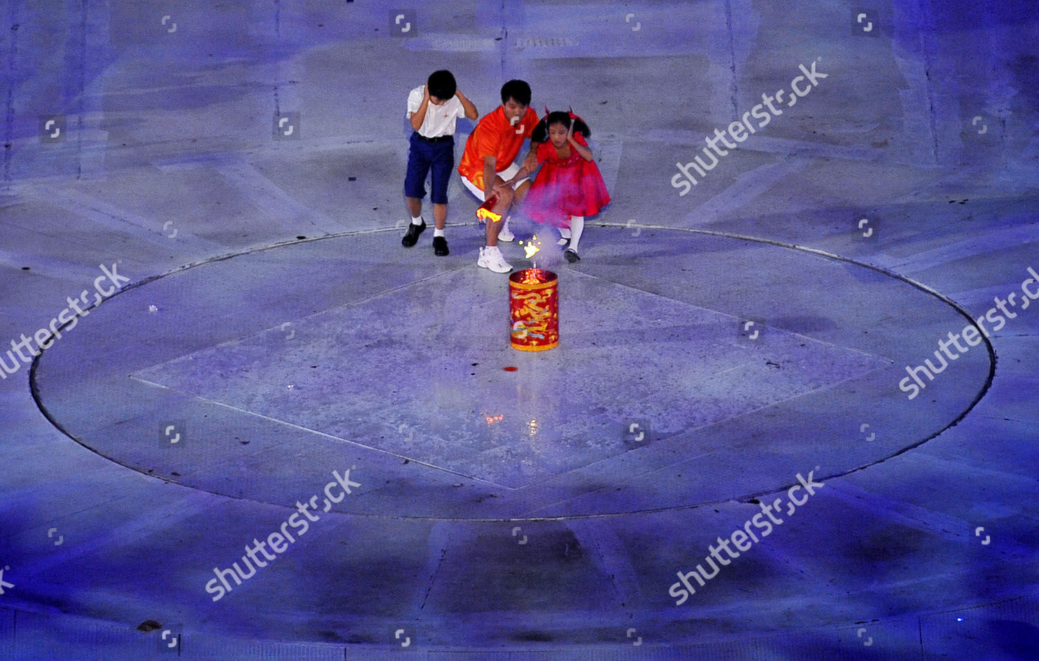 CHILDREN SET OFF CRACKER START LIGHTING Editorial Stock Photo - Stock ...