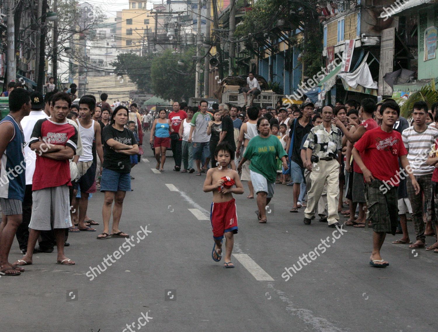 Filipino Residents Look On During Fire Editorial Stock Photo - Stock ...