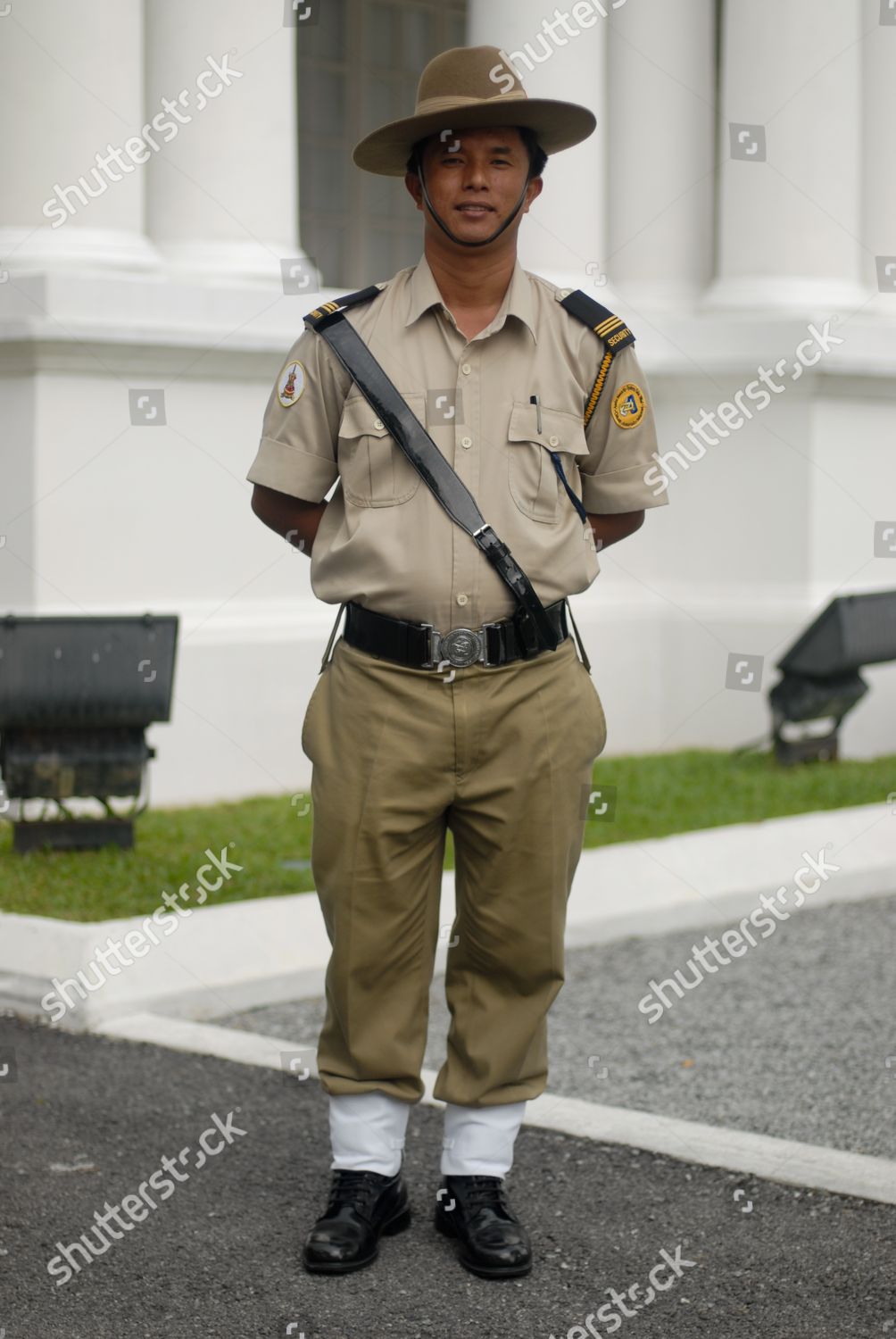 Guard Galeri Diraja Sultan Abdul Aziz Editorial Stock Photo - Stock ...
