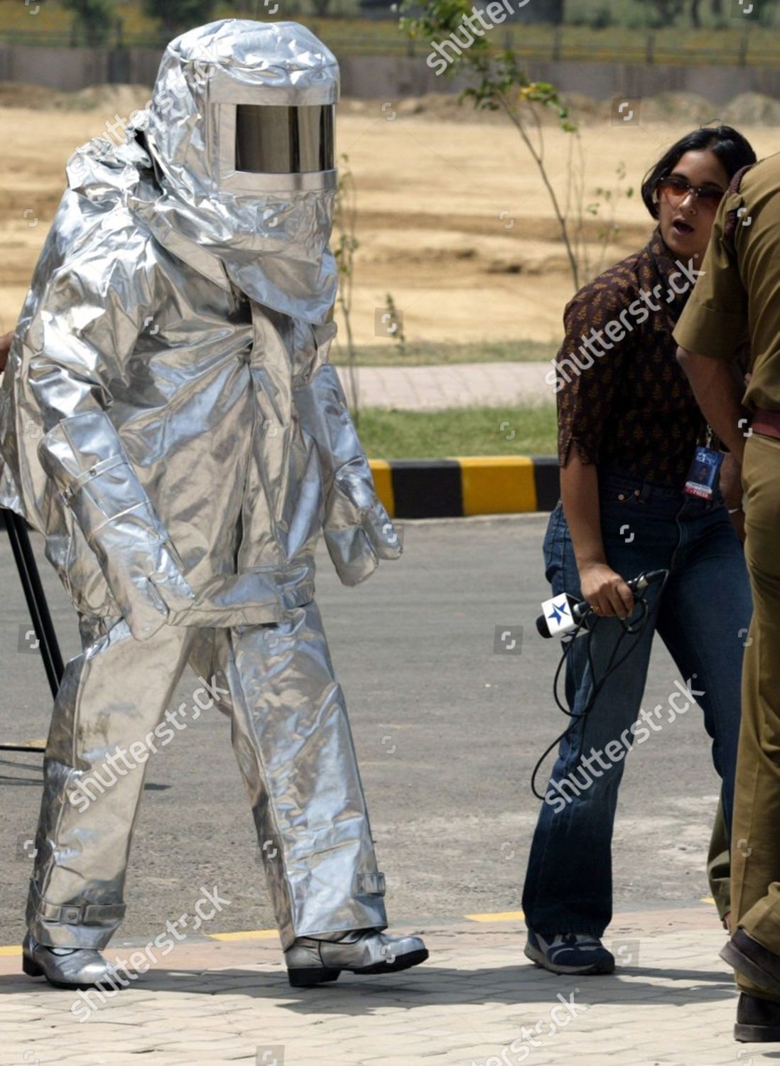 Delhi India Indian Tv Reporter Tries Editorial Stock Photo - Stock ...