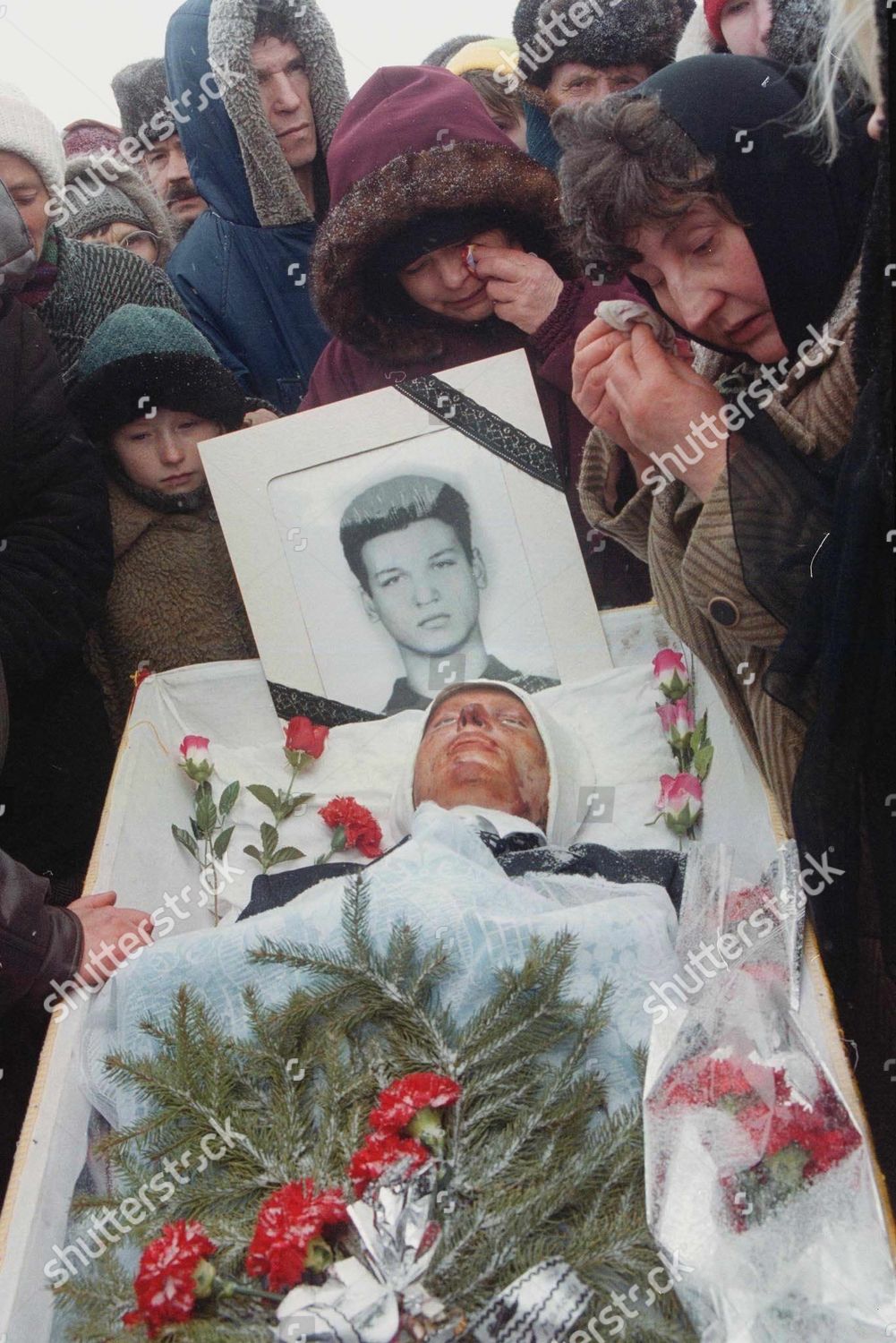 Krasnodon Ukraine Relatives Unidentified Victim Weekends Editorial ...
