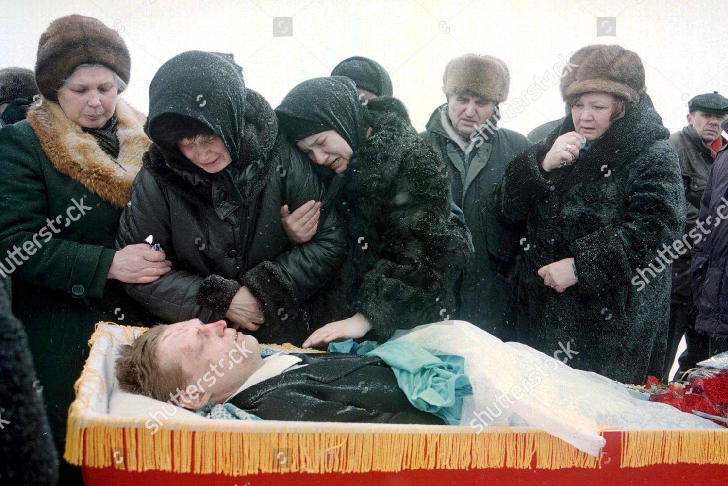 Krasnodon Ukraine Relatives Unidentified Victim Weekends Editorial ...