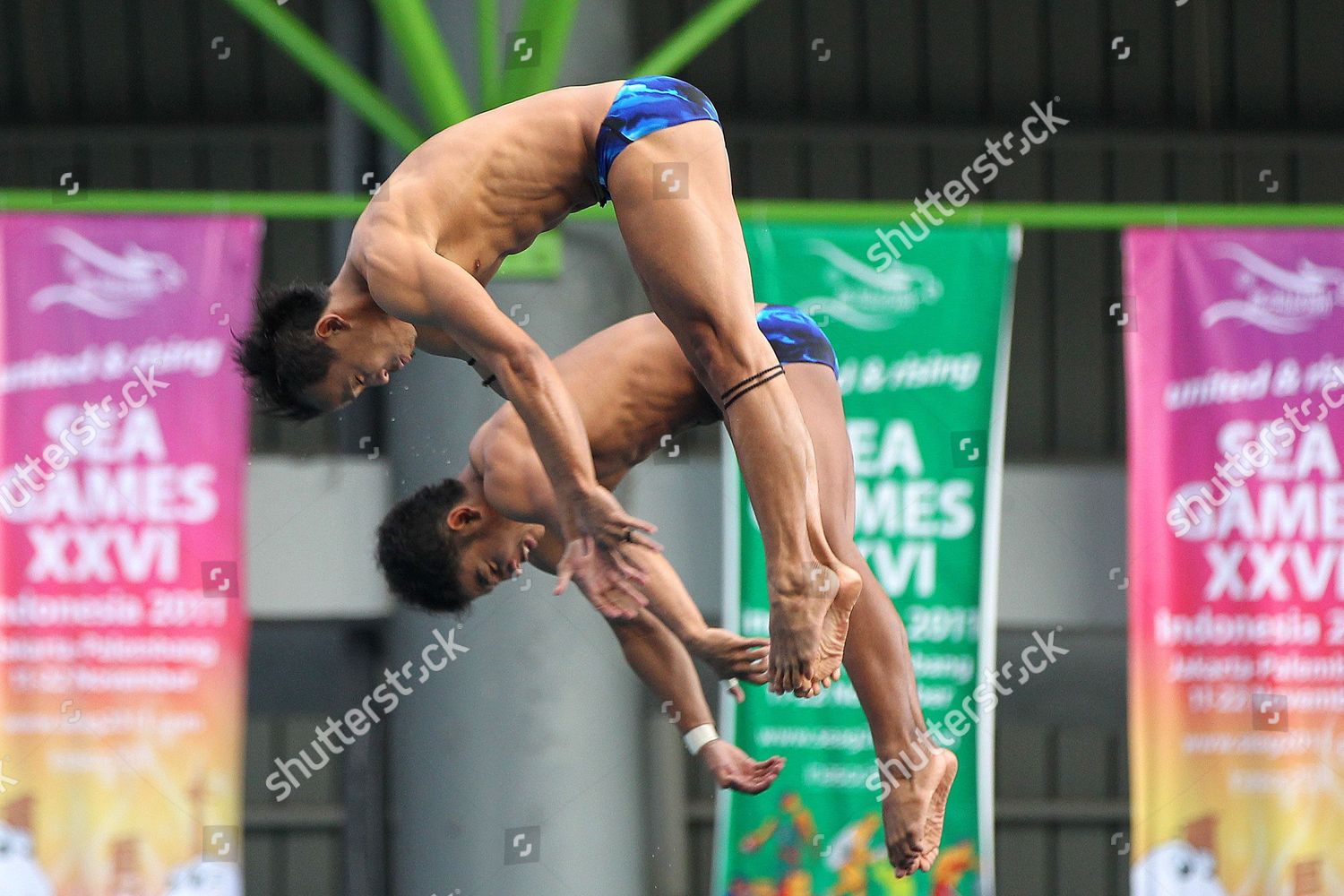 Indonesian Synchronized Divers Nasrulla Muhammad Niko Editorial Stock ...