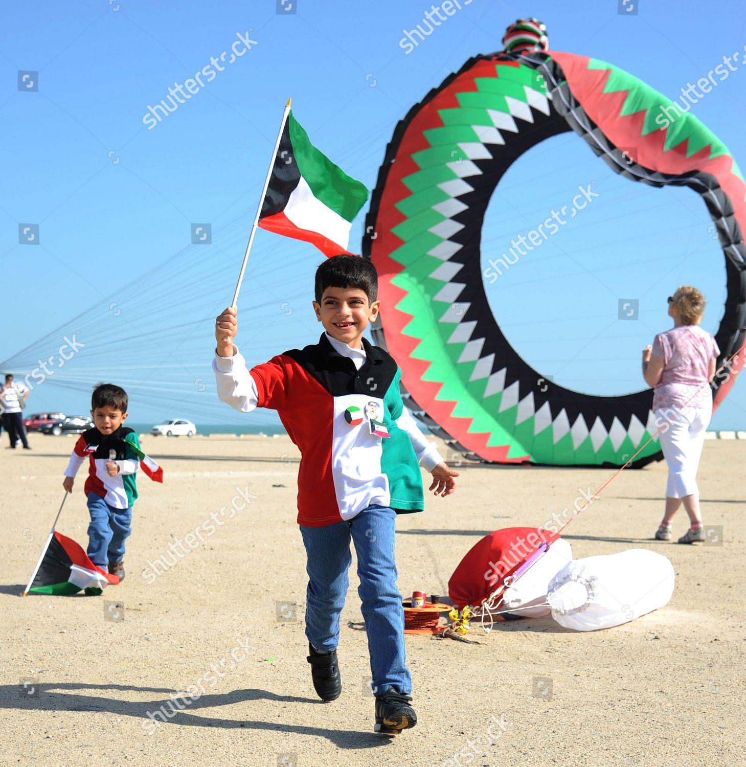 Kuwaiti Children Carry Their National Flags Editorial Stock Photo ...