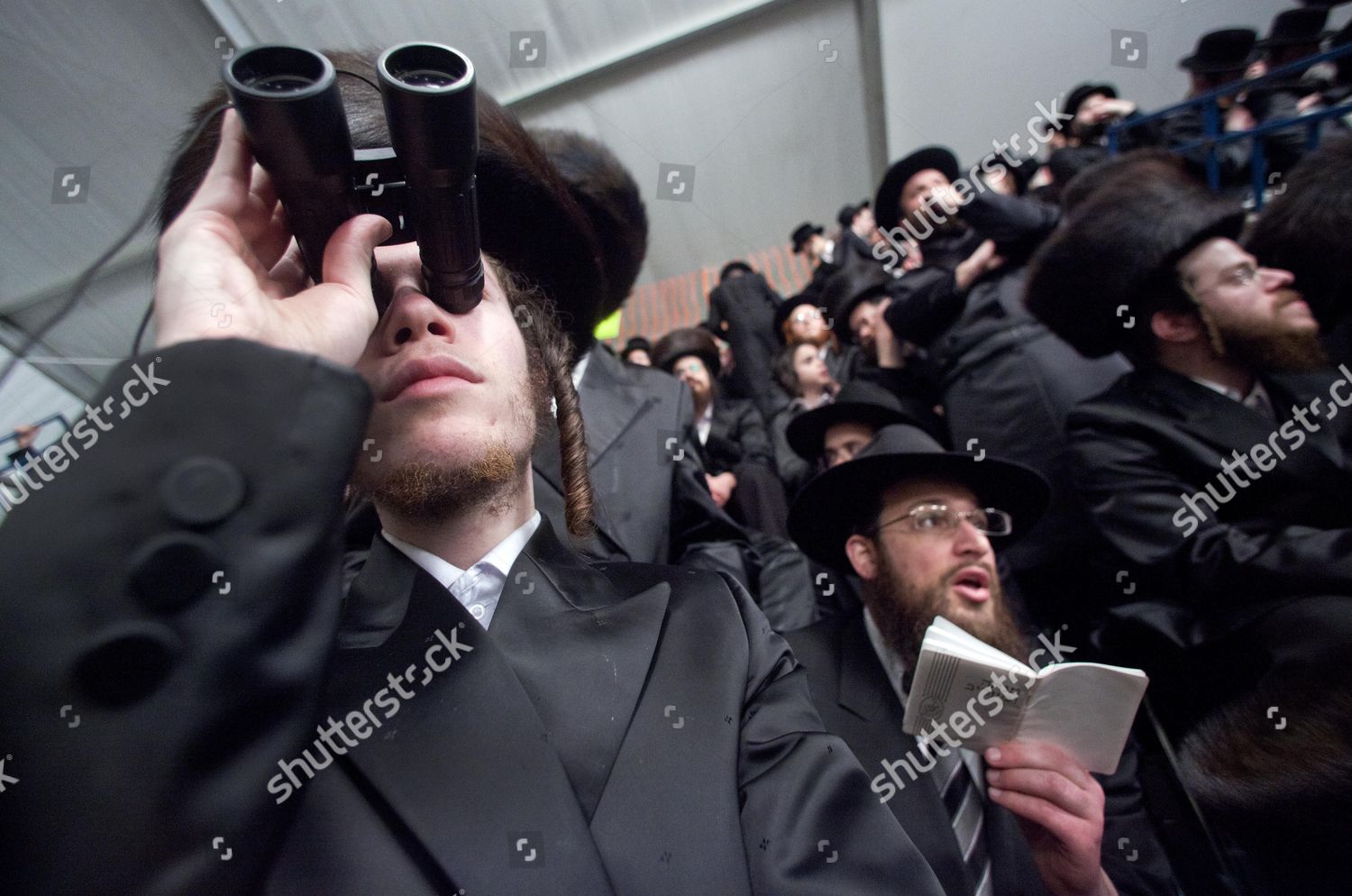 Ultraorthodox Jewish Man Looks Through Binoculars Editorial Stock Photo ...