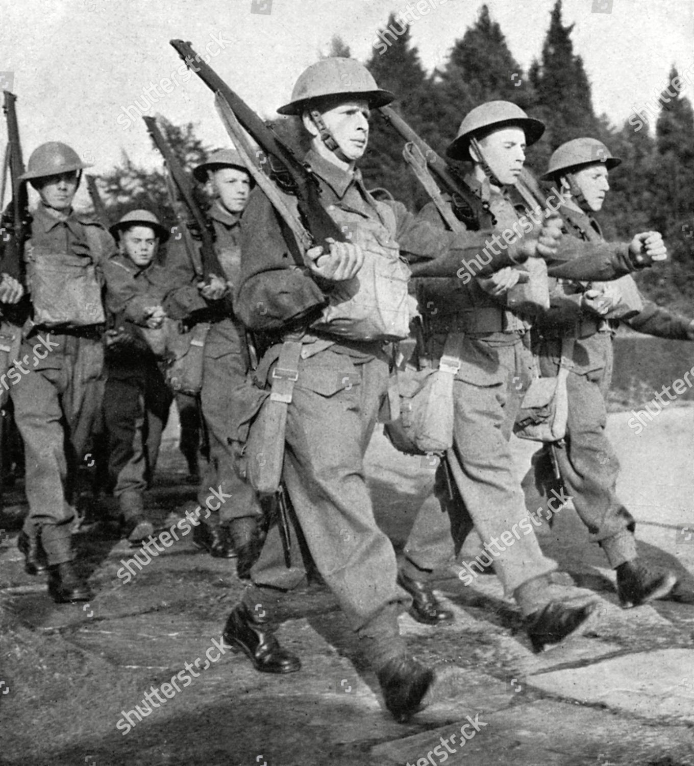 Typical British Soldiers Uniform Marching Formation Editorial Stock ...