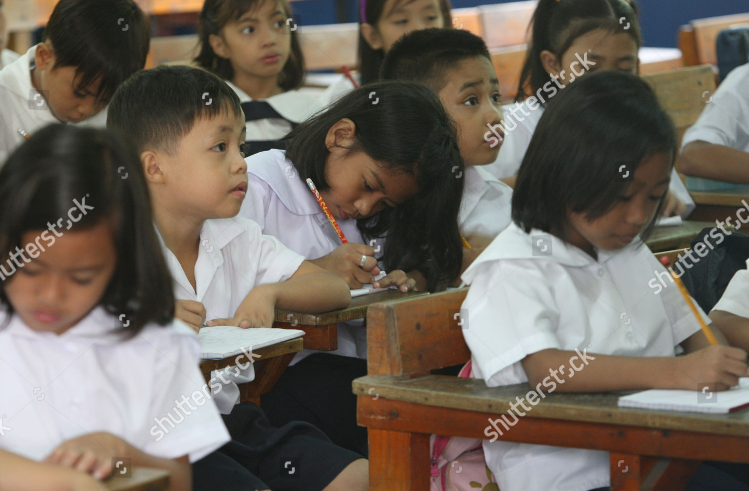 Filipino Gradeone Students Take Down Notes Editorial Stock Photo ...