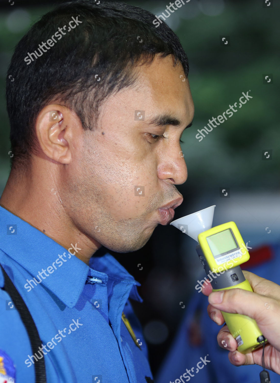 Filipino Traffic Enforcer Metropolitan Manila Development Editorial ...