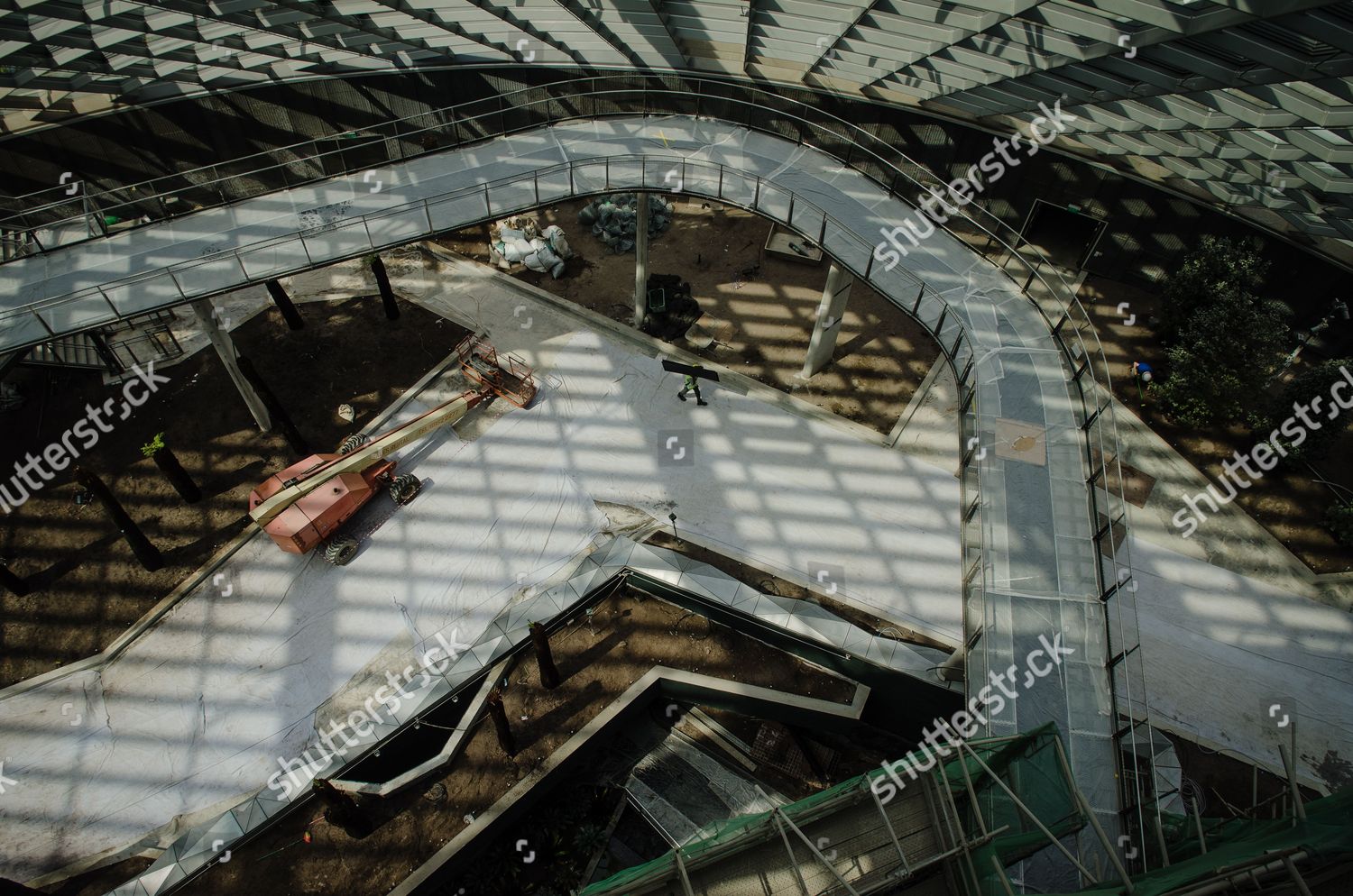 Construction Progress Cloud Forest Glass Biome Editorial Stock Photo ...