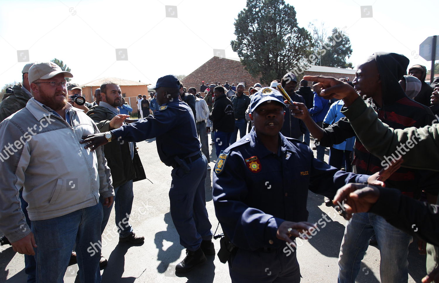 White Members Afrikaner Weerstandsbeweging Awb Clash Editorial Stock ...