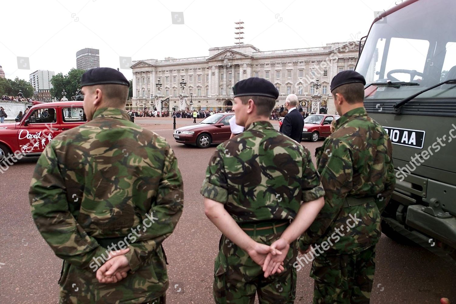 London United Kingdom Soldiers Keep Watch Editorial Stock Photo - Stock ...