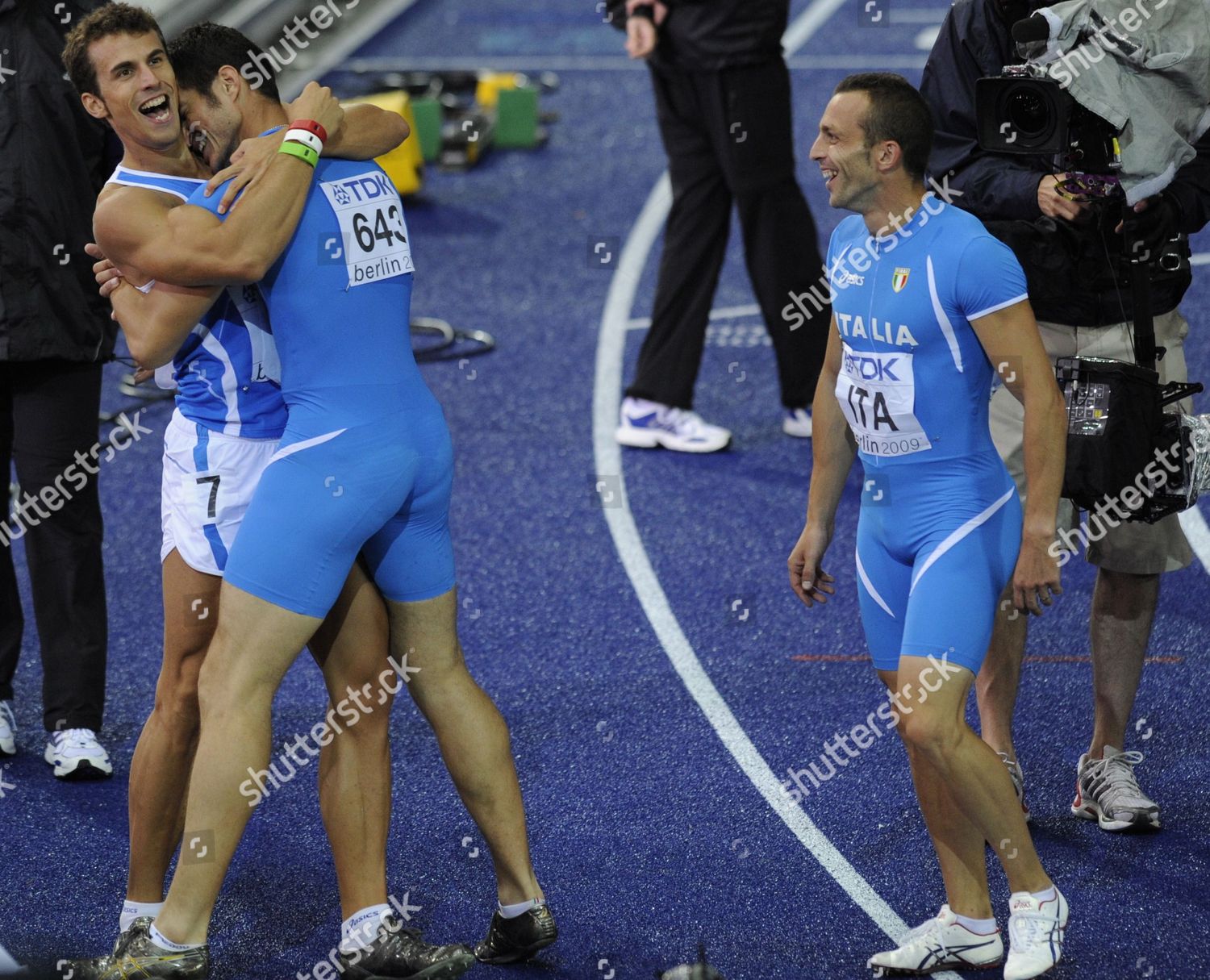 Sprinters Italy React After Winning 4x100m Editorial Stock Photo ...