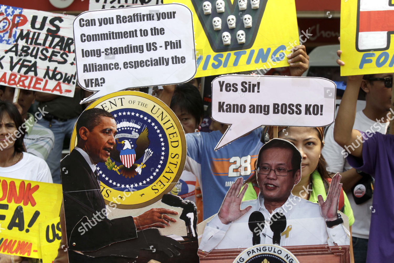 Filipino Protesters Use Puppets Philippine Presiden Editorial Stock ...