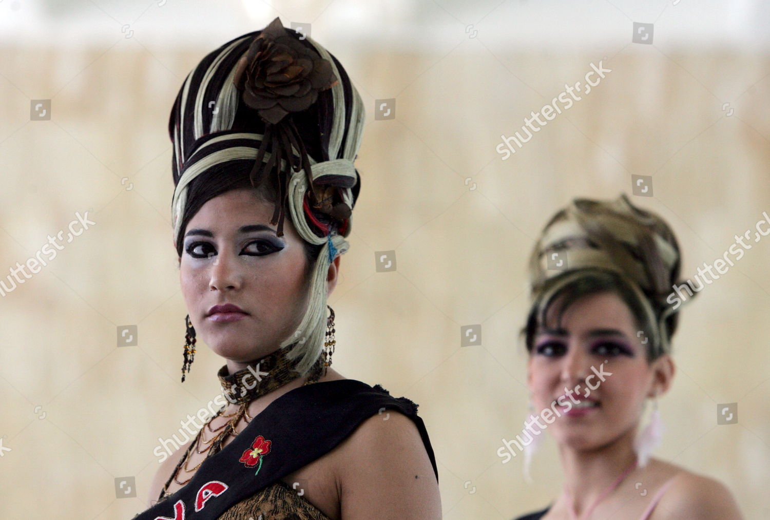 Algerian Models Pose Camera During Hairdressing Editorial Stock Photo ...