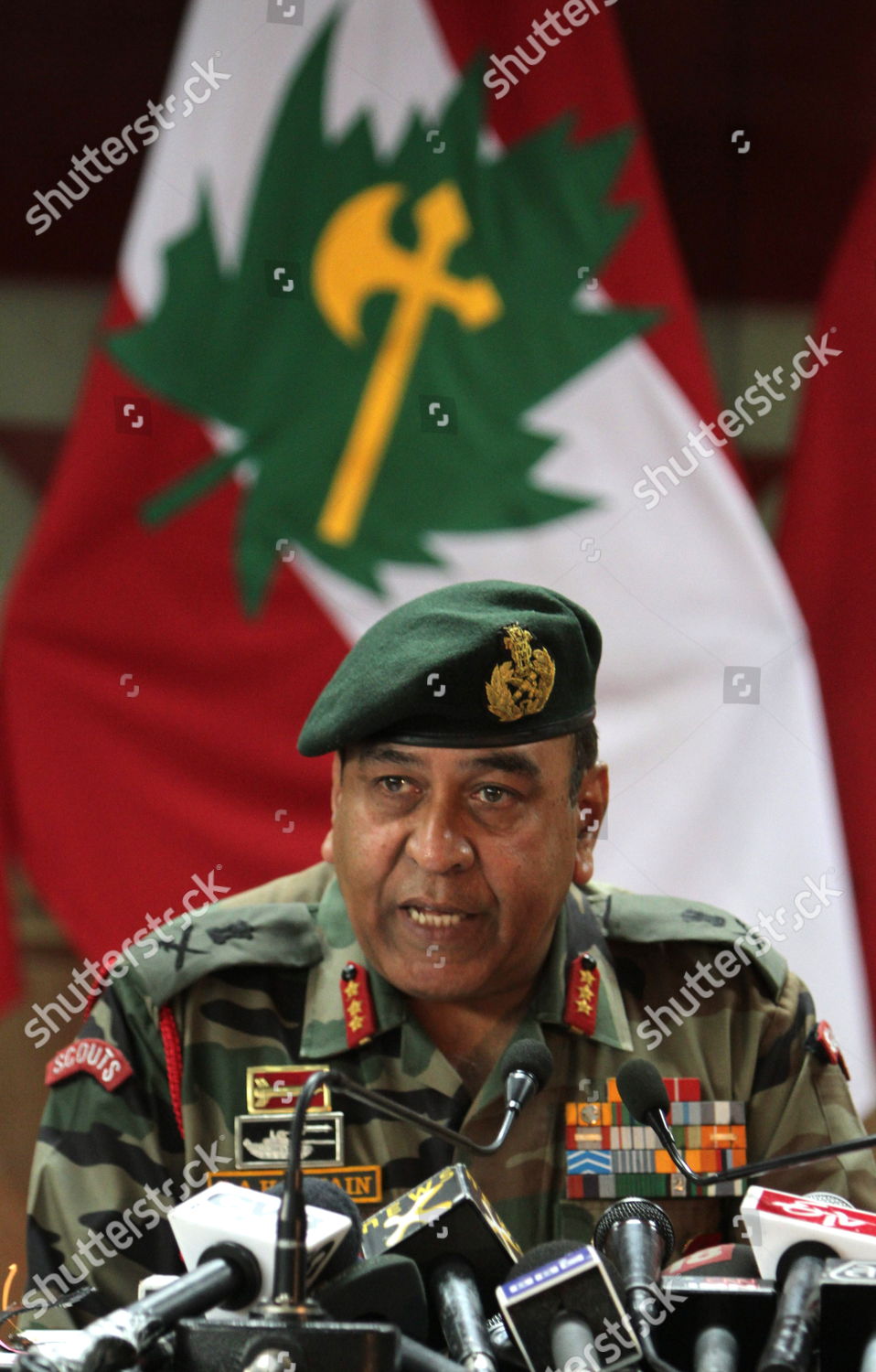 Indian Army Commander Kashmir Lieutenantgeneral Syed Editorial Stock ...