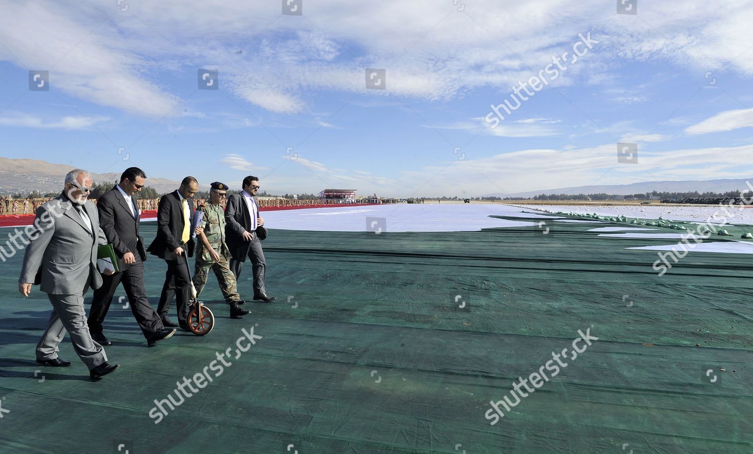 TALAL OMAR C GUINNESS WORLD RECORDS Editorial Stock Photo - Stock Image ...