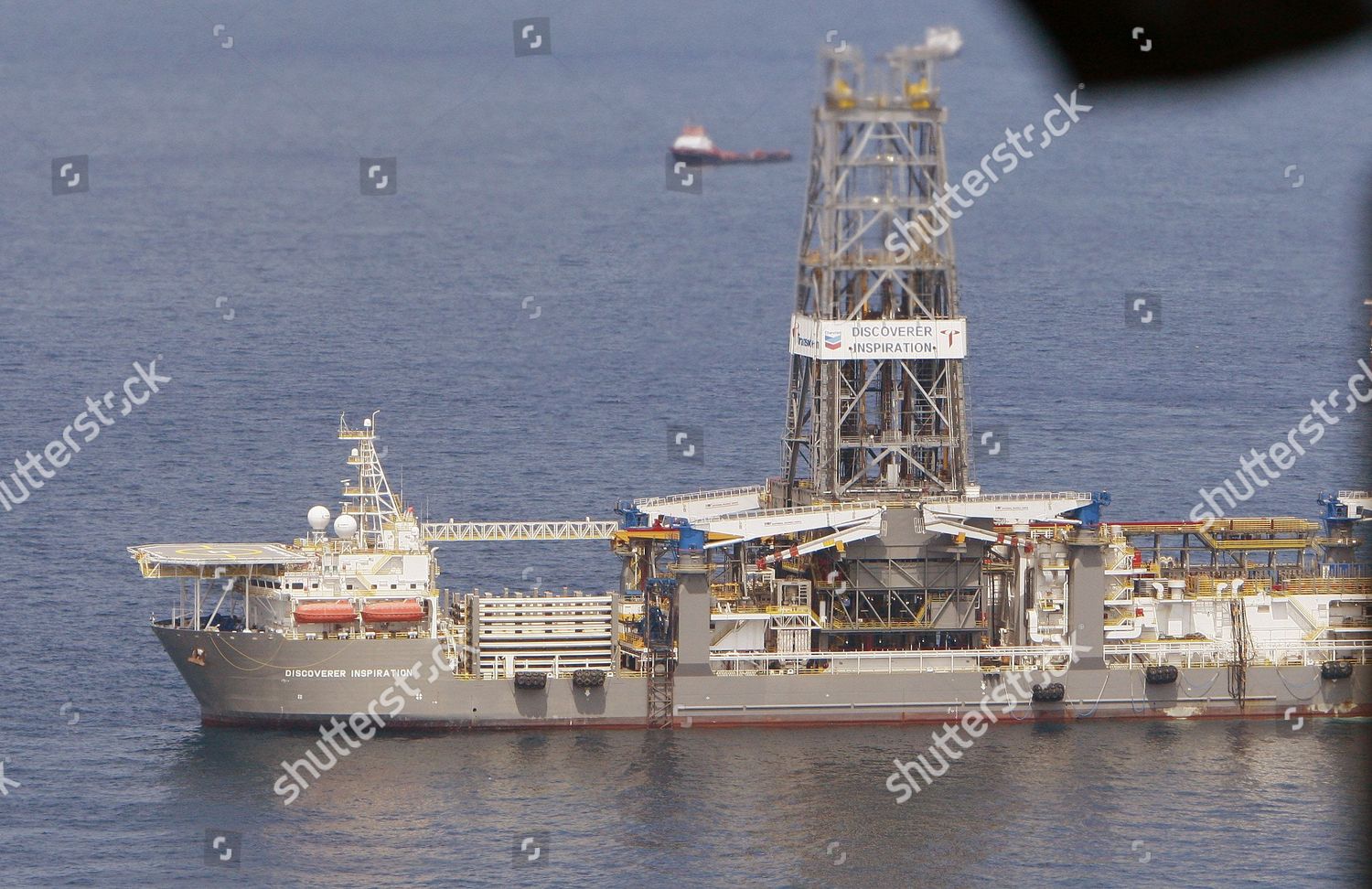 Discoverer Inspiration Drill Ship Shown Deepwater Editorial Stock Photo ...