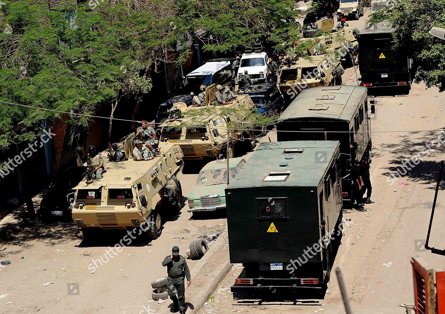 Egyptian Army Soldiers Armored Vehicles Advance Editorial Stock Photo ...