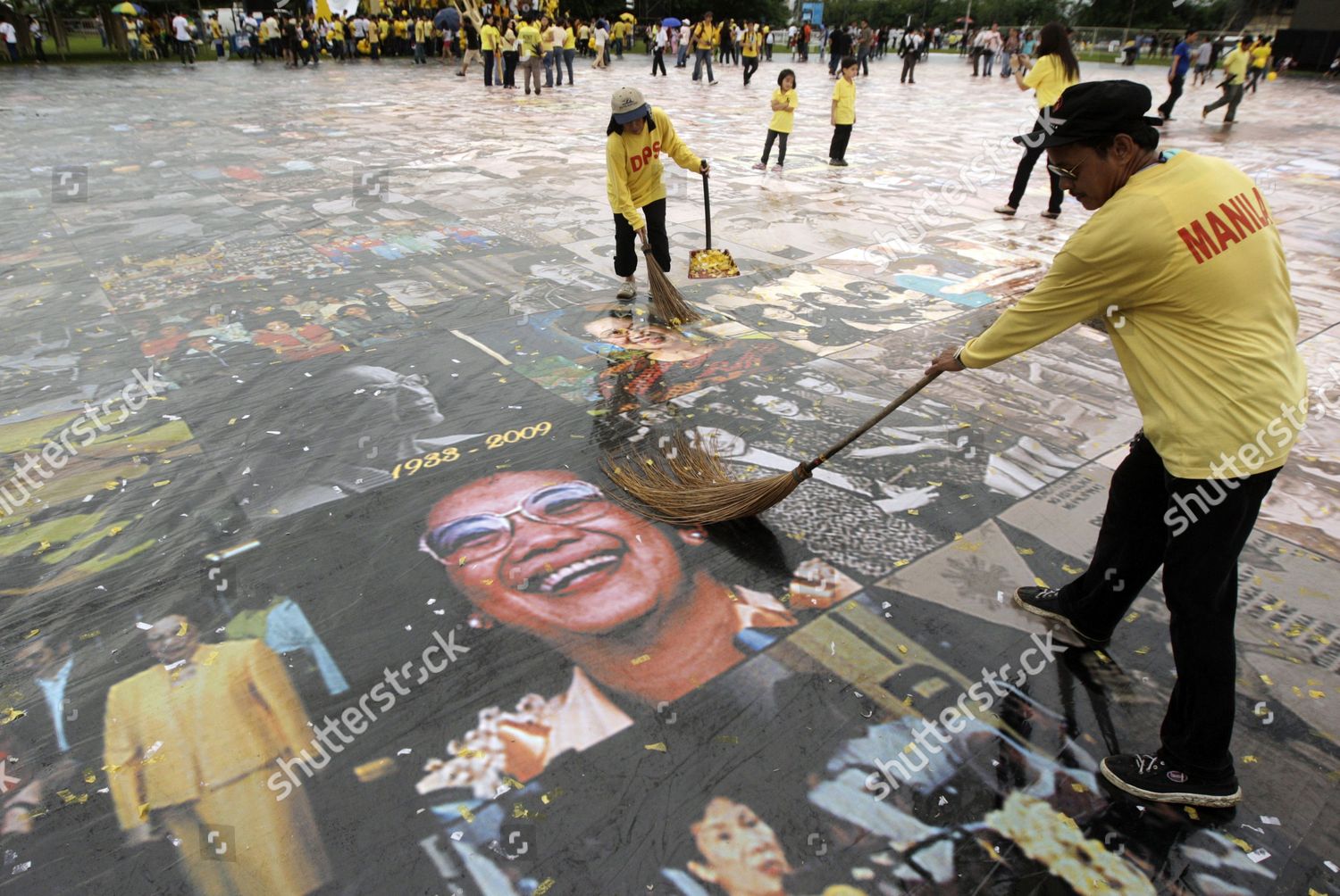 Filipino Sweeps Confetti On Top Giant Editorial Stock Photo - Stock ...