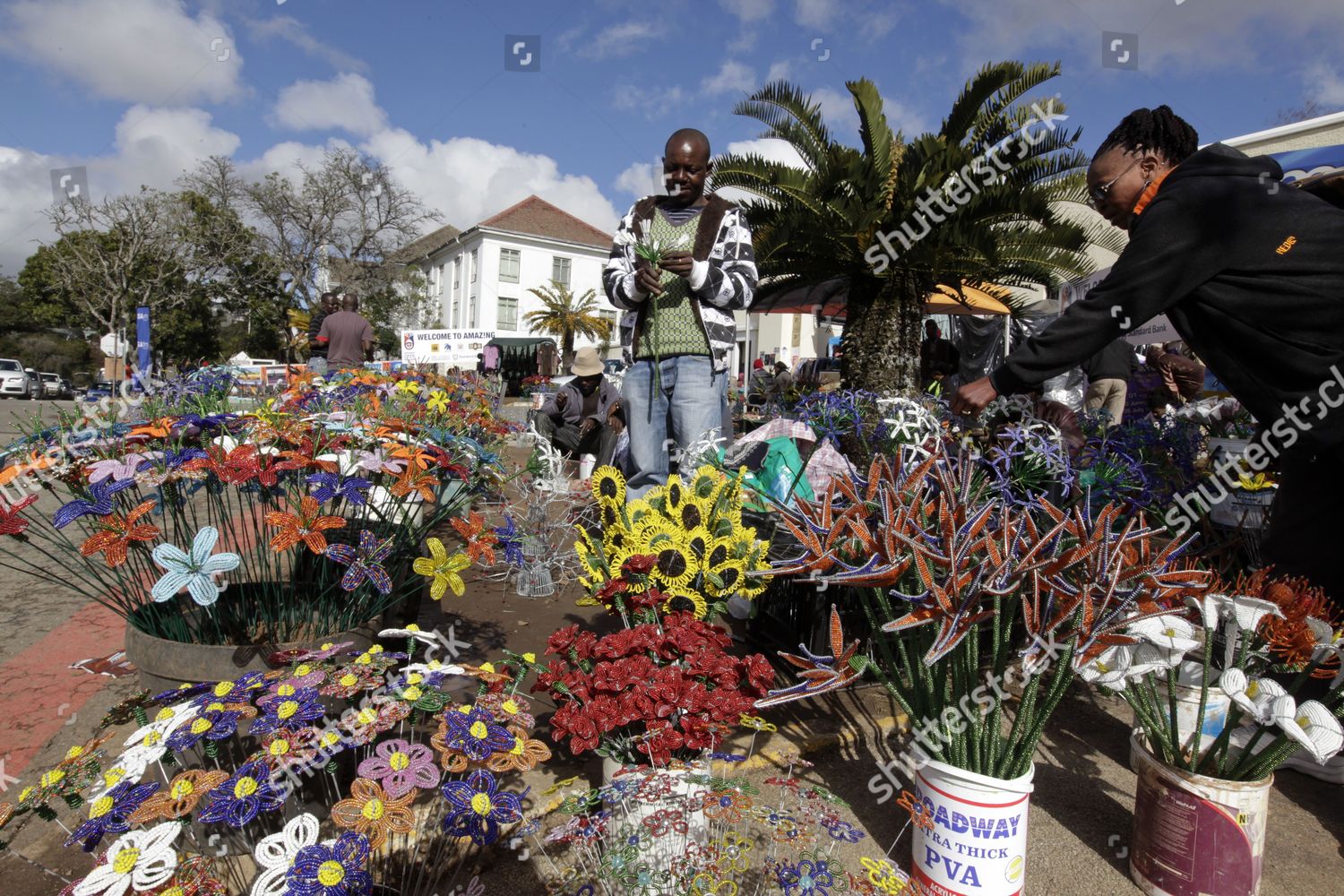 South African Wire Sculptor Sells Wire Editorial Stock Photo - Stock ...