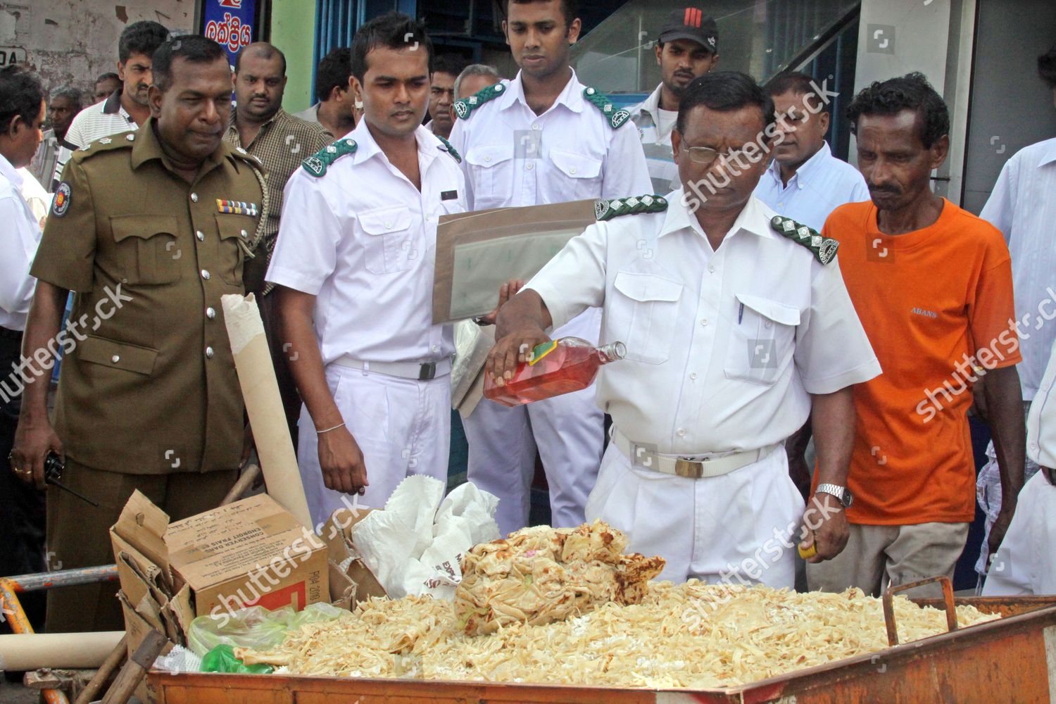 Sri Lankan Public Health Inspector Pours Editorial Stock Photo - Stock ...