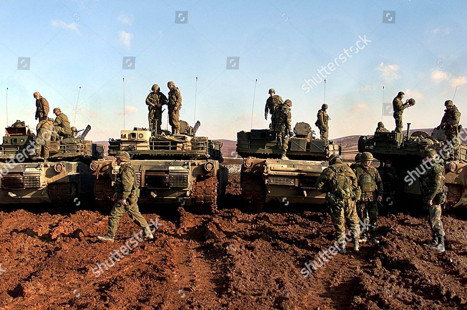 Urosevac Kosovo Yugoslavia Us Soldiers Prepare Editorial Stock Photo ...