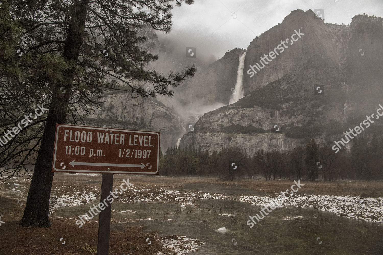 Flood Water Level Sign 1997 Flood Editorial Stock Photo - Stock Image ...