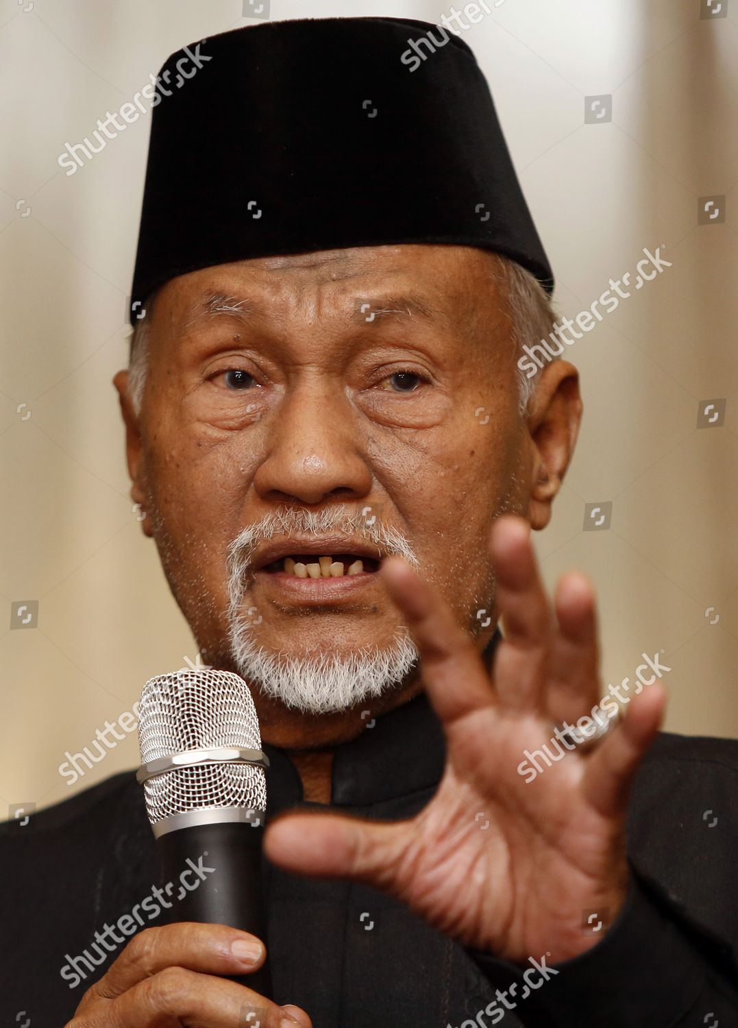 Filipino Sultan Bantilan Esmail Kiram Ii Editorial Stock Photo - Stock ...