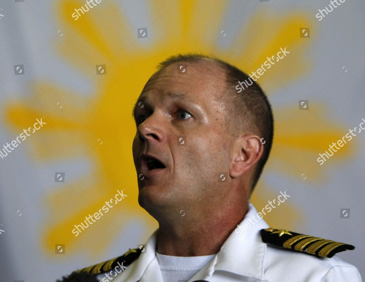 Captain Gregory Fenton Uss George Washington Editorial Stock Photo ...