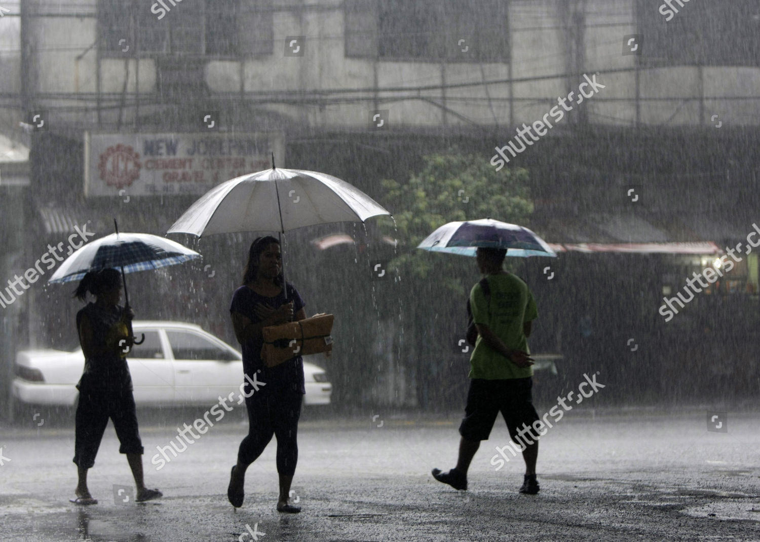 Filipinos Under Umbrellas During Heavy Rains Editorial Stock Photo ...