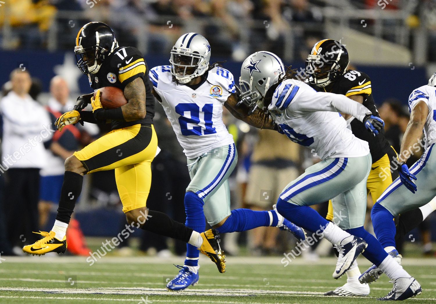 Dallas Cowboys Players Danny Mccray R Editorial Stock Photo - Stock ...