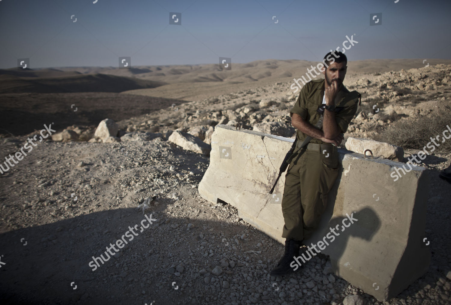 Israeli Solders Stands On Vantage Point Editorial Stock Photo - Stock ...