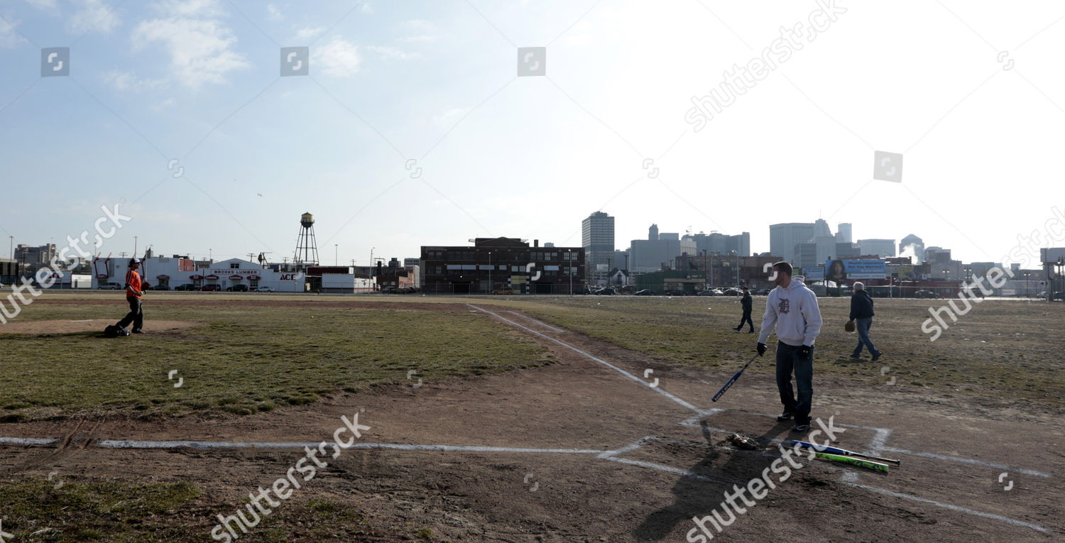 Derek Cowell Pitches Brian Gordon Former Editorial Stock Photo - Stock ...
