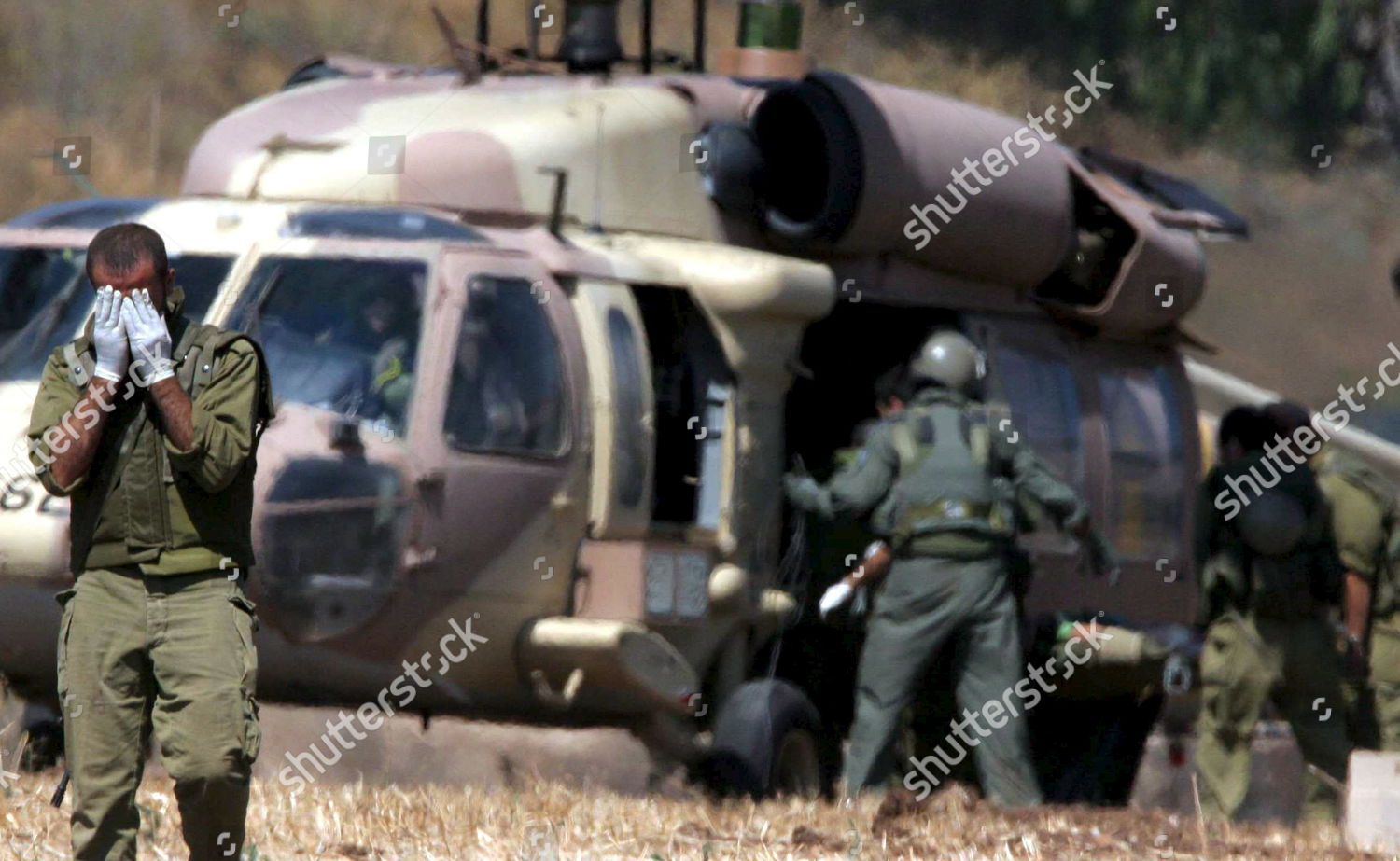 Israeli Medic Reacts After Evacuation Injured Editorial Stock Photo ...