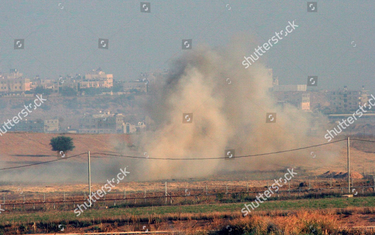 Israeli 155mm Artillery Shell Explodes Open Editorial Stock Photo ...