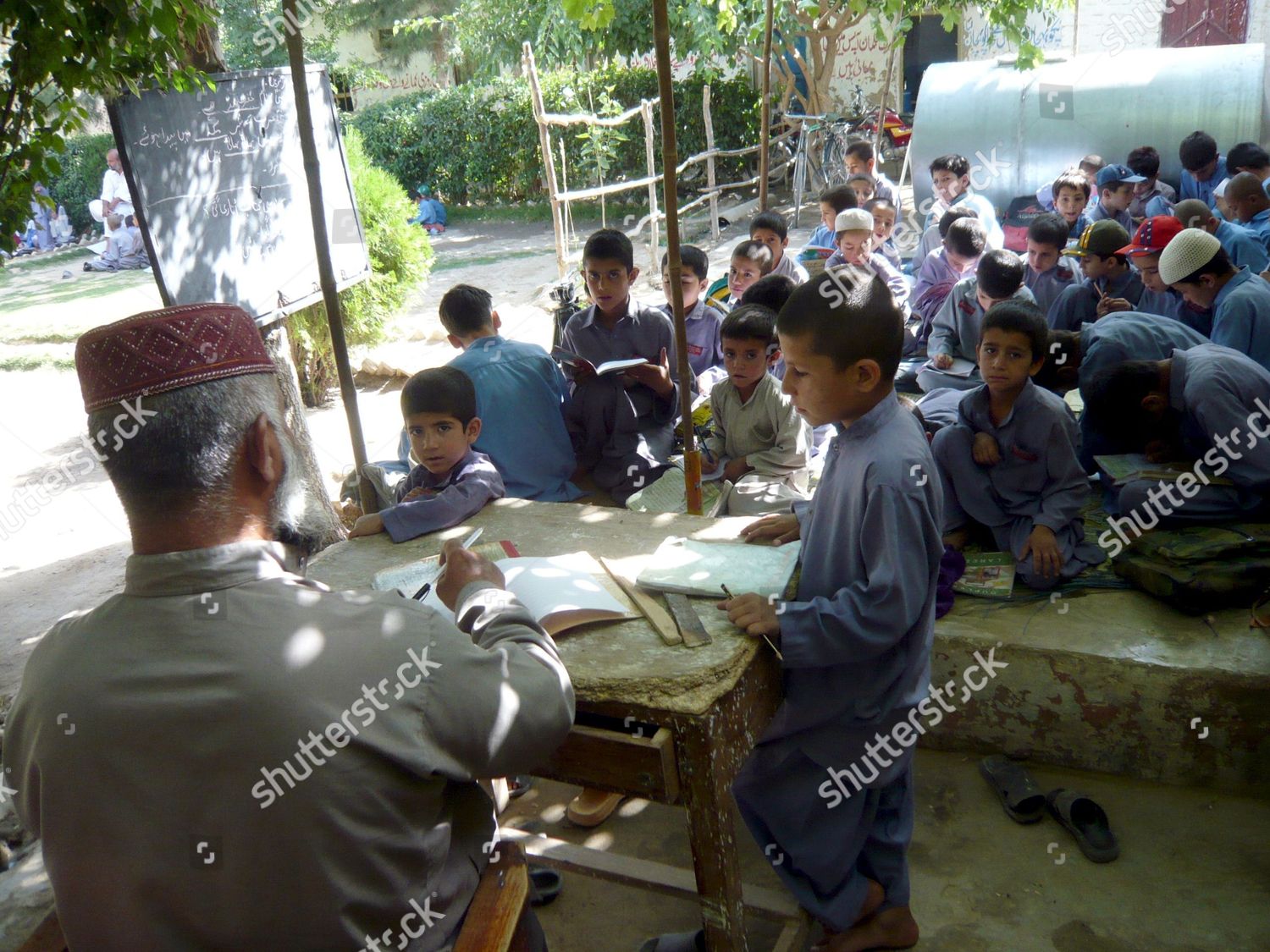 Pakistani School Boys Given Lesson Makeshift Editorial Stock Photo ...