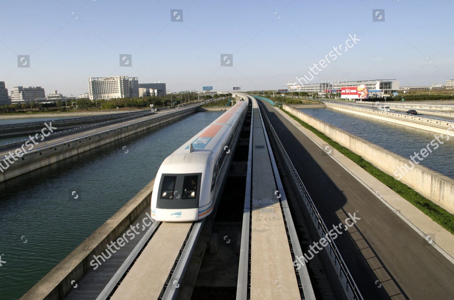 Shanghai Transrapid Magnetic Levitation Train Speeds Editorial Stock ...