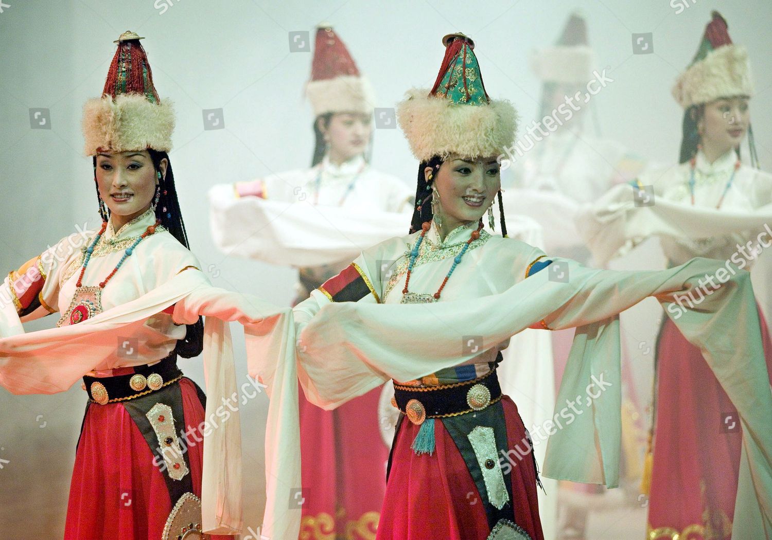 Ethnic Tibetans Perform Mainly Han Chinese Editorial Stock Photo ...