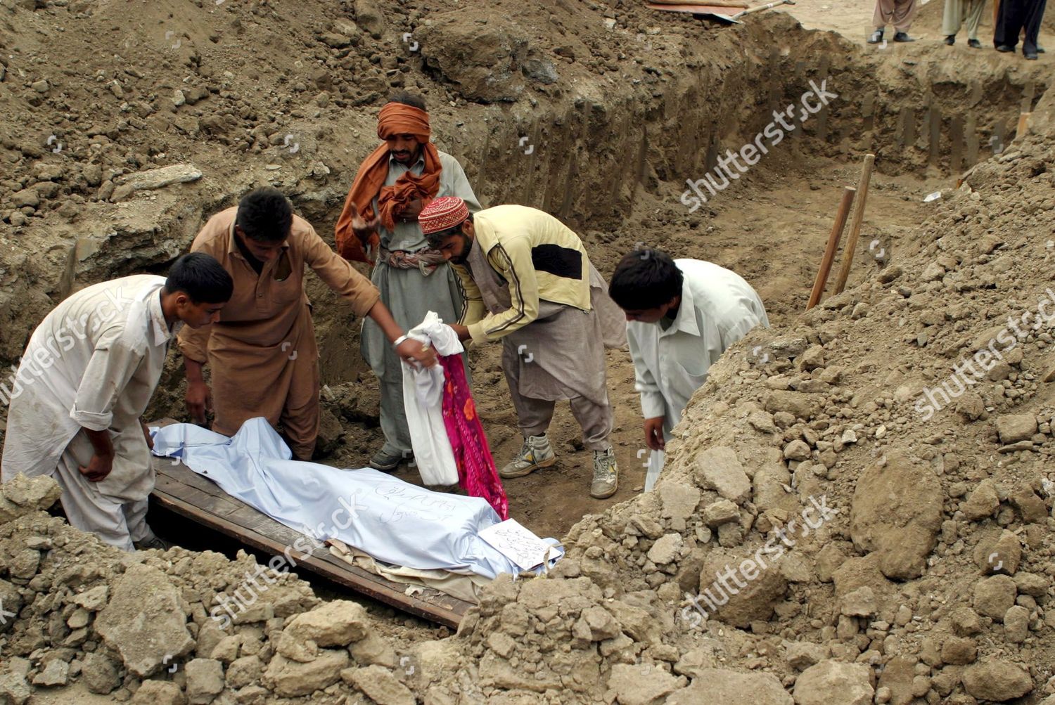 People Bury Bodies Mass Grave Worst Editorial Stock Photo - Stock Image ...