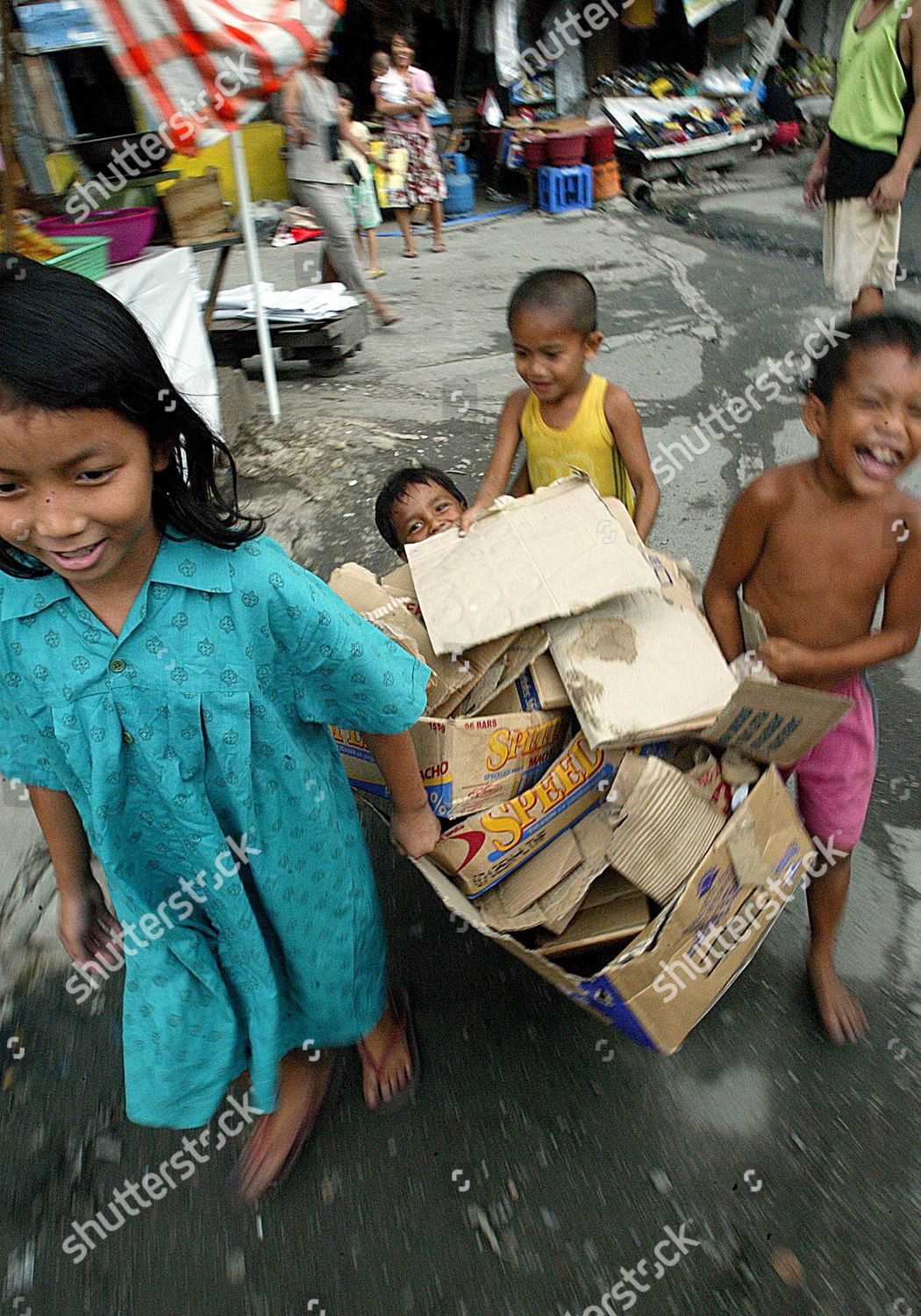 Filipino Children Carry Paper Boxes Barangay Editorial Stock Photo ...