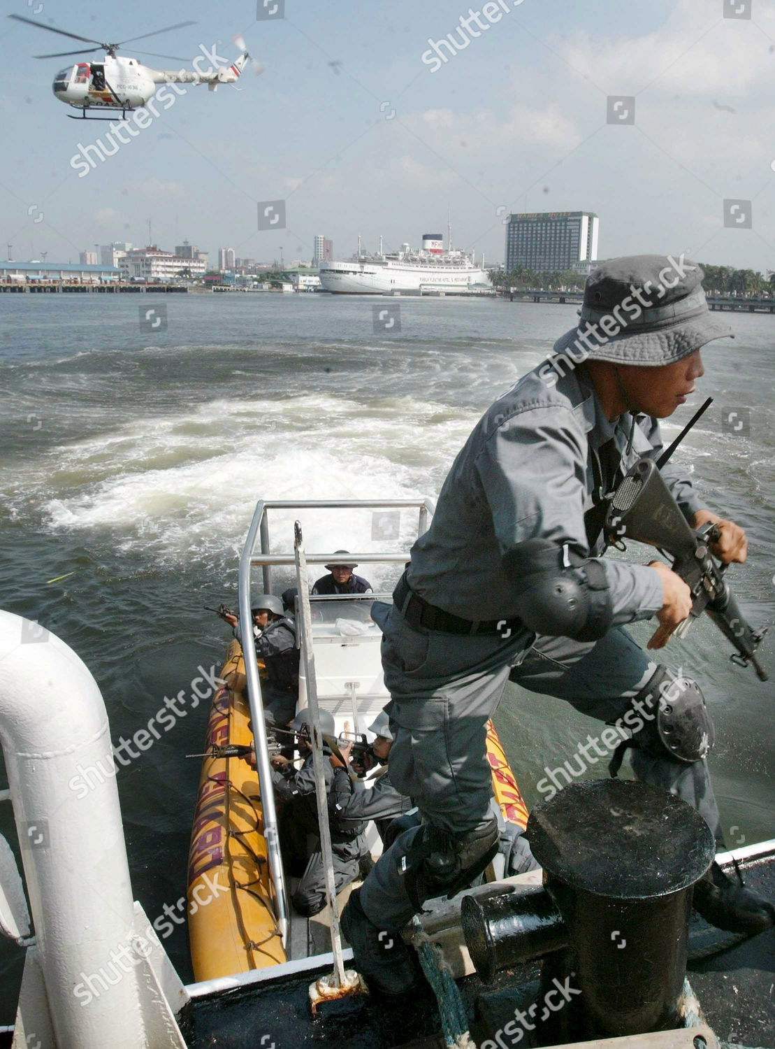 Members Counterterrorism Unit Philippine Coastguard Conduct Editorial ...