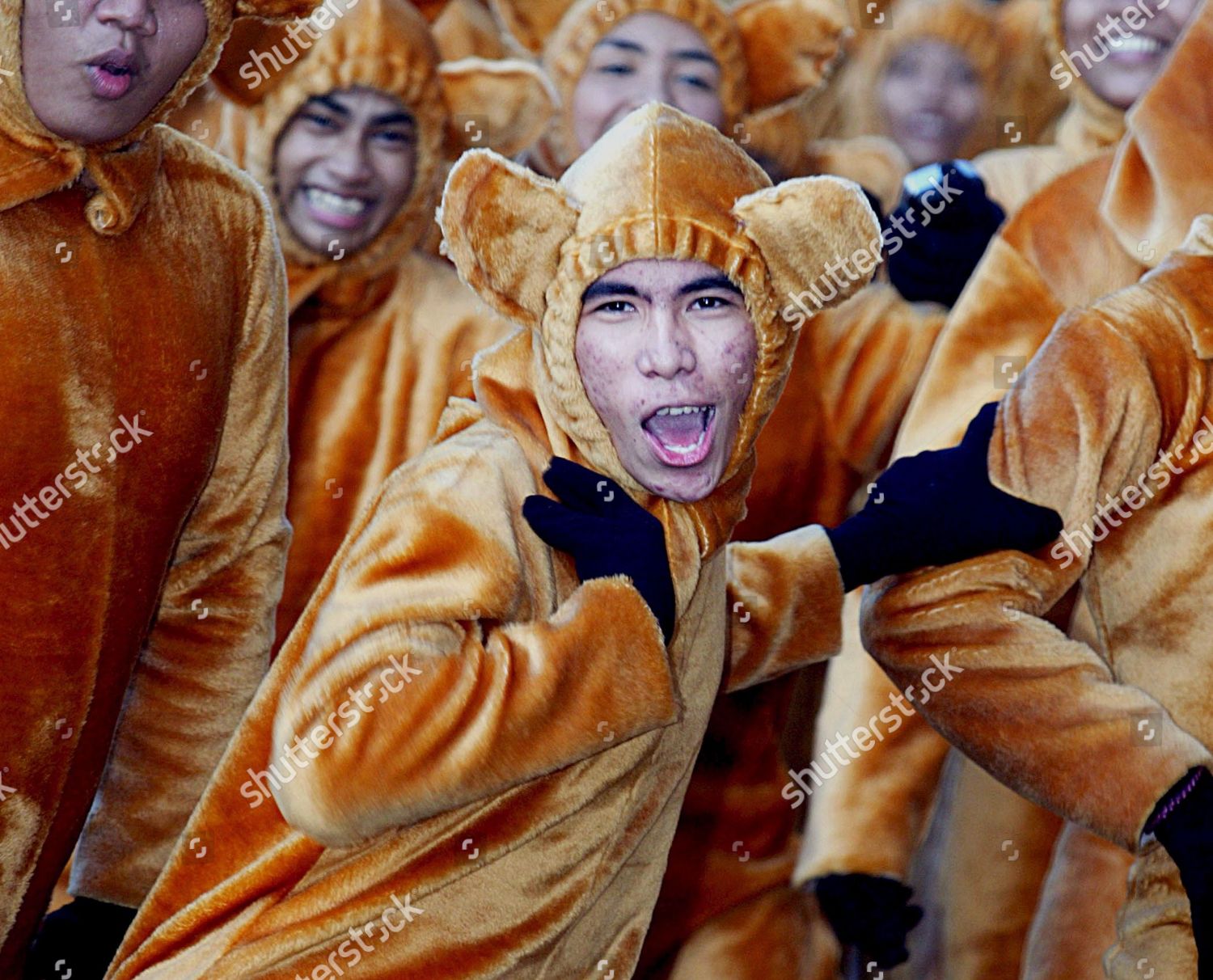 Filipino Youths Dressed Lion Costumes Perform Editorial Stock Photo ...