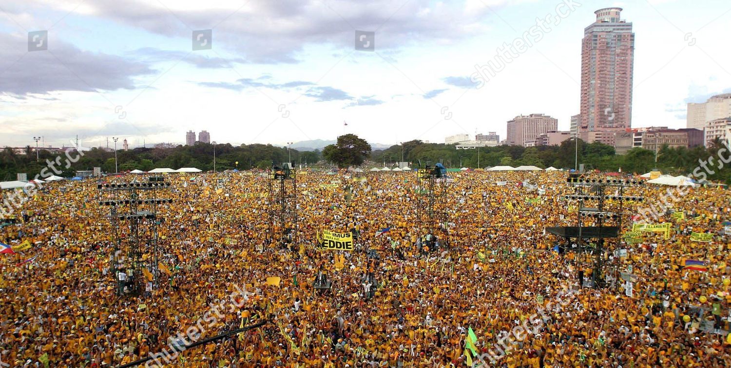 Hundreds Thousands Supporters Filipino Presidential Candidate Editorial ...