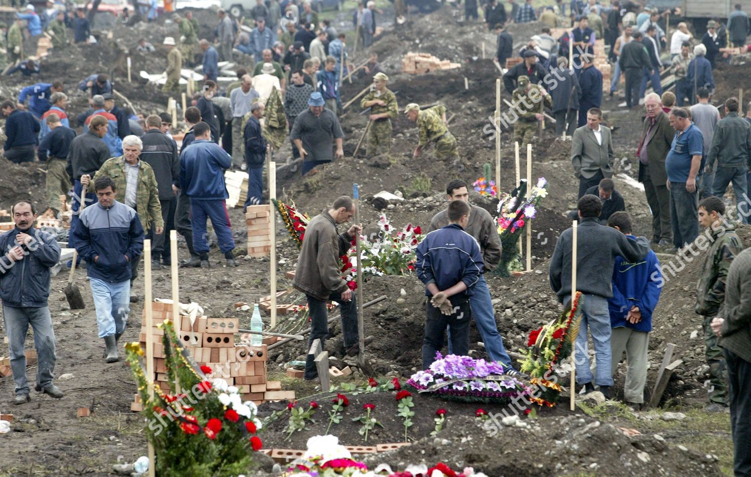 People Prepare Graves Prior Further Funerals Editorial Stock Photo ...