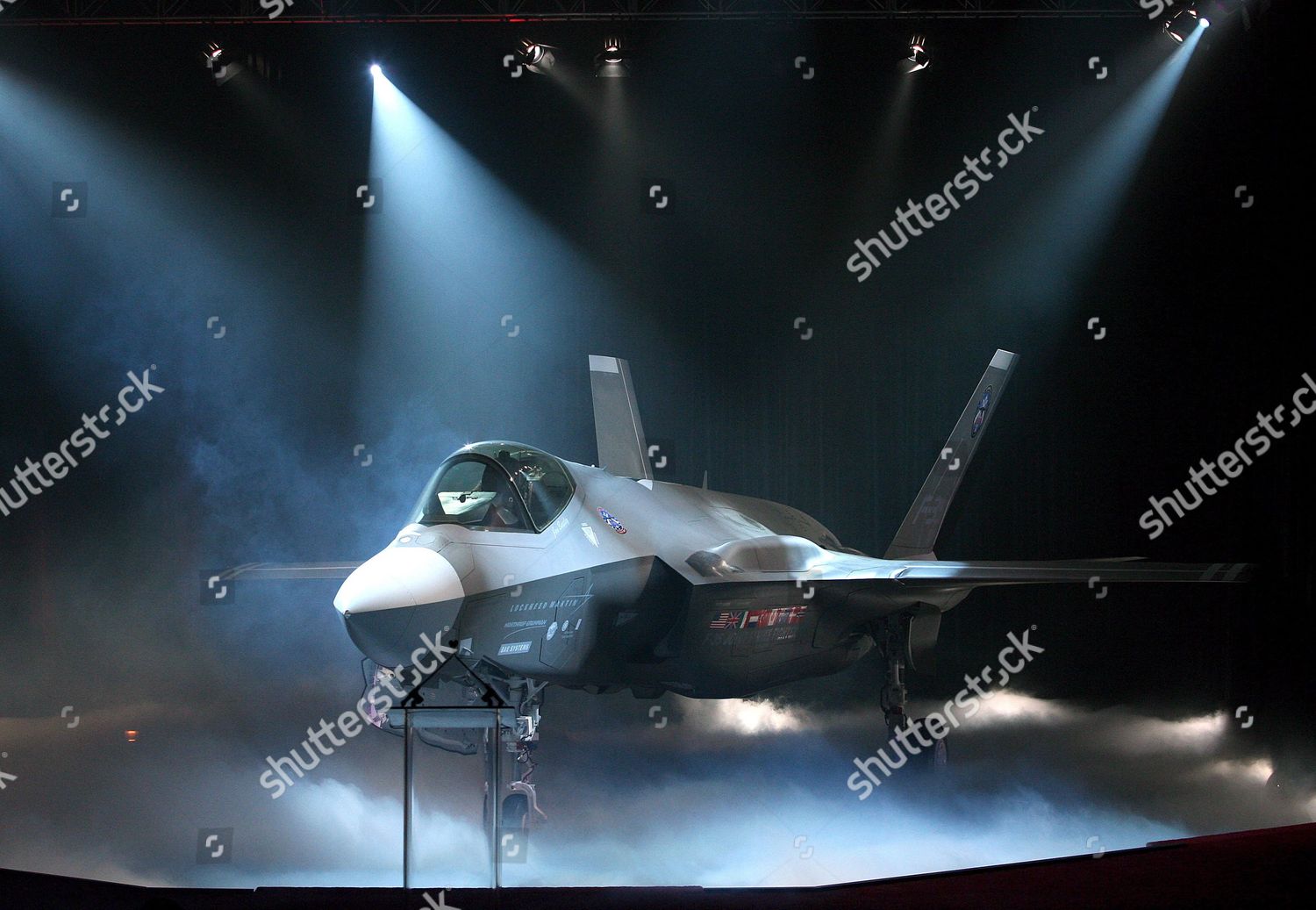 F35 Joint Strike Fighter Unveiled Lockheed Editorial Stock Photo ...