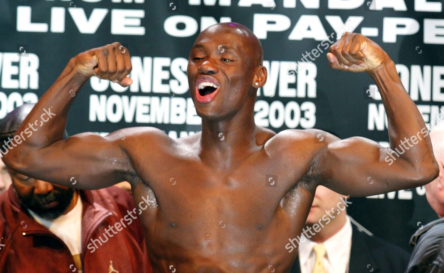 Antonio Tarver Flexes His Muscles He Editorial Stock Photo - Stock ...
