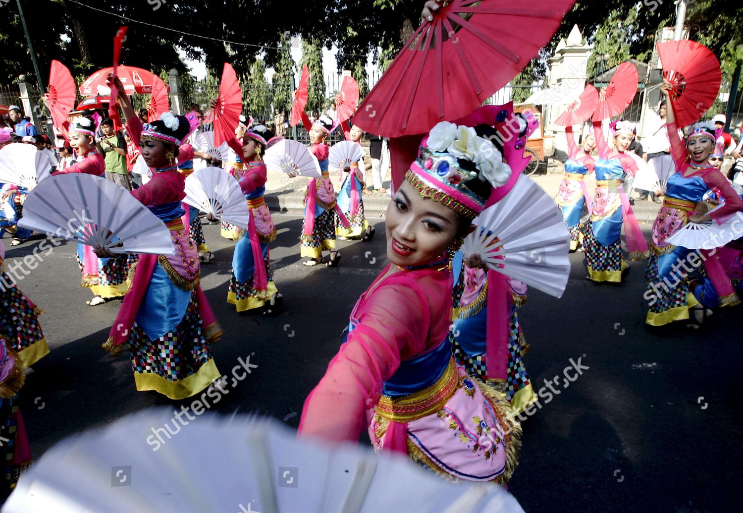 Indonesian Girls East Java Province Perform Editorial Stock Photo ...